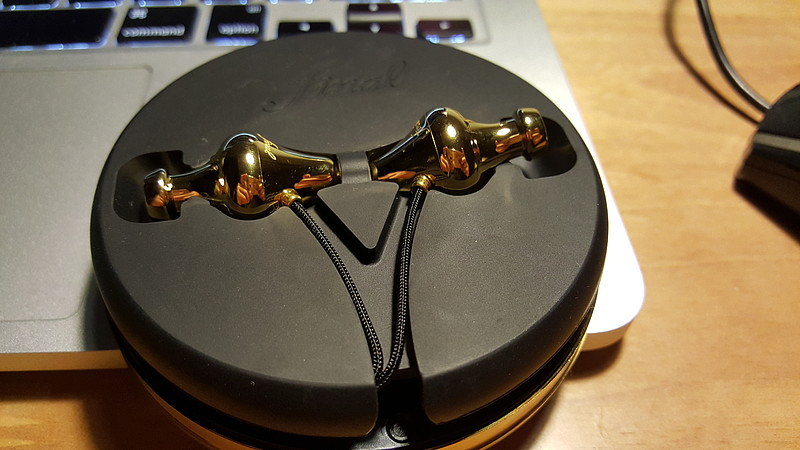 买了一副新耳机犒劳下自己~Final Audio piano forte X-G今天刚从日本到货，在此之前试听过，声音满... - 雪球