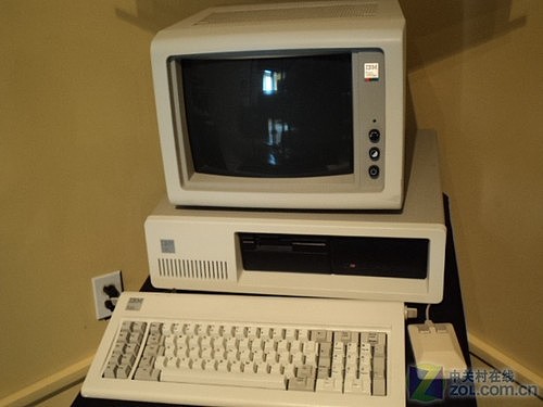 IBM-PC发展史 中关村在线 2011年 5月31日 范平/文 当我们提到计算机的时候，就不能不说IBM；当我们说起IBM的时候，也不能 ...