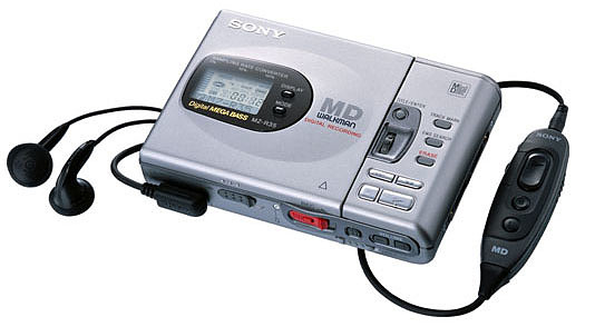 索尼与Walkman（6） 对于CD来说，其音质在现今几种主要随身听中是最好的，但由于先天不足，在技术日异更新的现在必将被汐汰，但即使是今天 ...