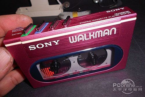 细数Walkman的前世今生 2014-03-11 PConline 1. Walkman品牌历史回顾聆听音乐在现代社会中已经成为许多人日常 ...