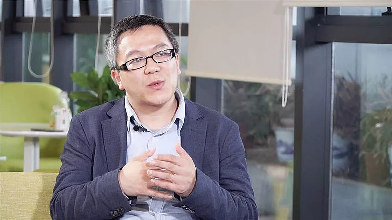 SAP让我站在世界500强HRD的肩上 作者：小葳 导读：从“管人才”到“懂人才”，如何打造“智能+HR”？“21世纪最重要的是人才”，是很多 ...