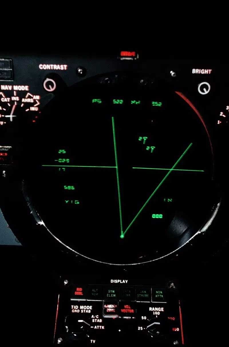 雄猫长爪——浅析F-14战斗机的远程截击武器系统 2017-04-10 空军之翼 作为美军历史上最为成功的征兵广告片，《壮志凌云》不仅让阿汤哥 ...