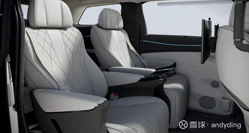 $比亚迪(SZ002594)$ 腾势D9座椅专利公布，亮点是侧面有小桌板可以折叠出来。 - 雪球