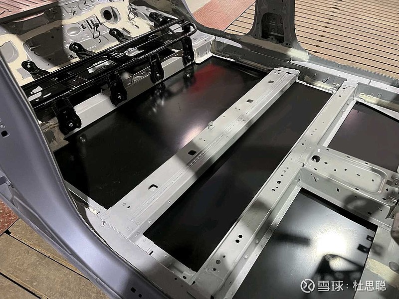 比亚迪海豹CTB技术，开创超越燃油车底盘刚度的新时代 比亚迪 海豹电池车身一体化，和其他结构是不一样的东西，CTM，CTP，CTC，CTB，请 ...