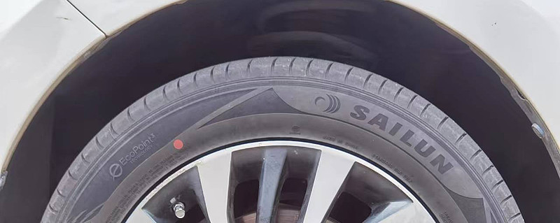 赛轮液体黄金轮胎实车体验（3） 软控股份sz002073 赛轮轮胎sh601058 又用完一箱油了，仪表显示油耗40，实测416。继 雪球