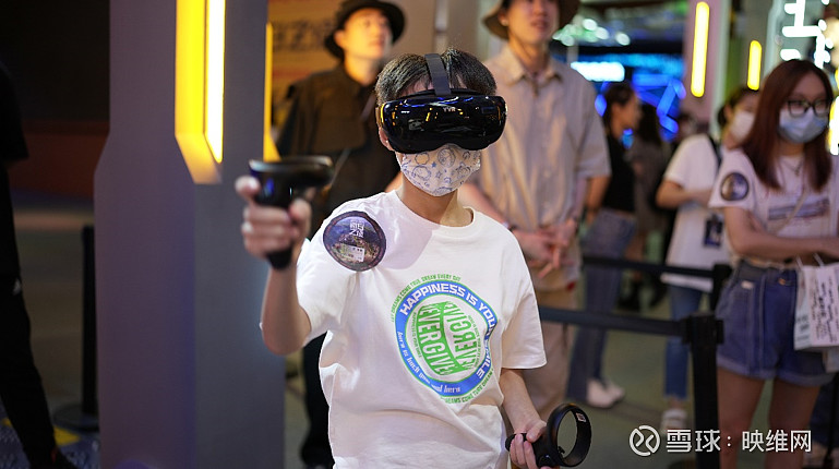 YVR现身造物节2022，元宇宙登陆明日之境 近日，造物节2022登陆广州，汇聚各方“神店”“宝物”，开启通往奇幻世界的未来大门。YVR作为 ...