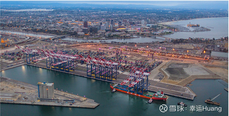 LBCT码头官方介绍 LBCT产能330 万标准箱，LB21年吞吐量938万TEU，LBCT不知道21年吞吐量多少，按产能看占比应该不低中港码 ...