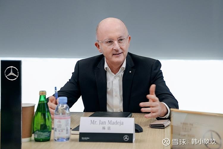 段建军接任奔驰销售公司总裁兼首席执行官 本周二，北京梅赛德斯-奔驰销售服务有限公司最新宣布重要人事任命：公司总裁兼首席执行官 杨铭（Jan ...