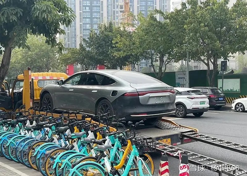 小米汽车新曝光 今天网传实车，这感觉也不像吧 小米集团 W 01810 雪球