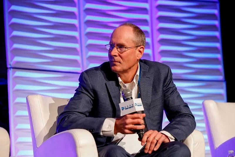 《科学》重磅：才半个月蛋白设计规则又被颠覆了... 日前，华盛顿大学David Baker教授团队在顶尖学术期刊《自然》上发表了一种从头设计 ...