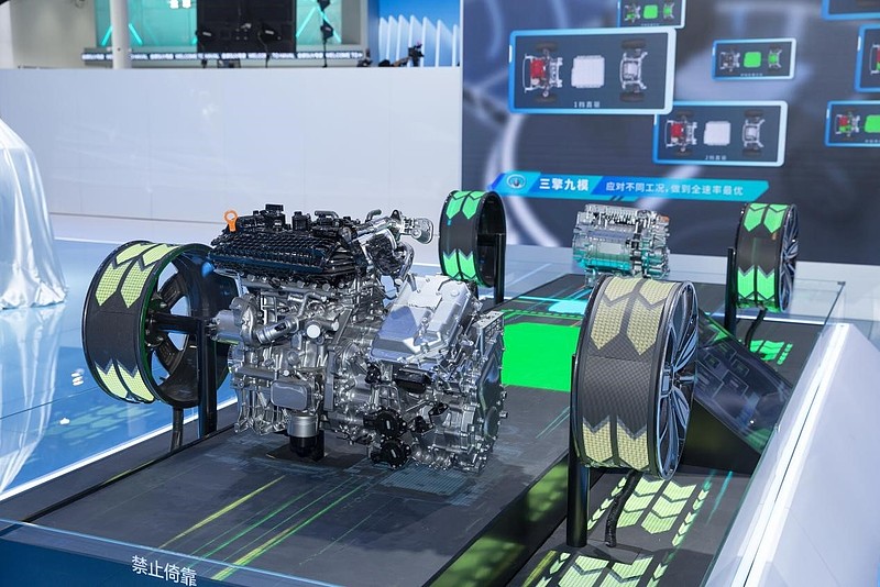 三大核心技术两大核心价值，哈弗枭龙MAX让世界感受Hi4力量 一直以来，四驱系统都是高端SUV的象征。对于一辆车来说，四驱系统高档而且实用性很强，不仅能提高行驶稳定性，还能大大提高整... - 雪球