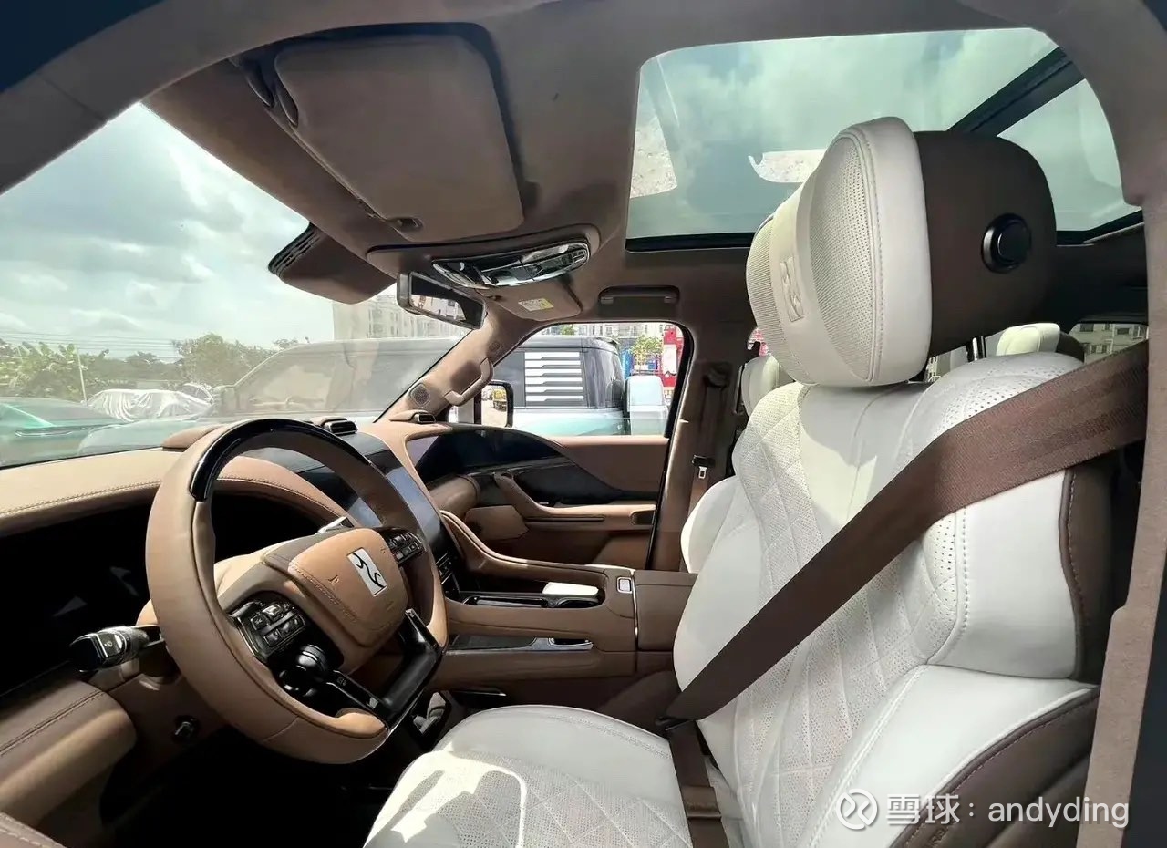 $比亚迪(SZ002594)$ 仰望U8内饰设计风格毫无问题，但颜色可以多提供几种，面向不同人群。 - 雪球