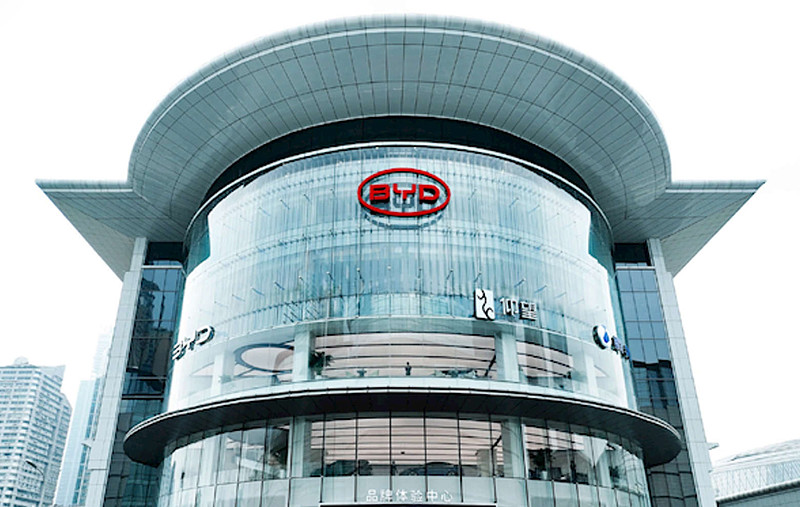 比亚迪开始建全品牌体验中心 汽车渠道大势，分久必合，合久必分。最近 比亚迪 在武汉建立了一家全品牌体验中心，也就是在这家店，你能体验到所有 ...