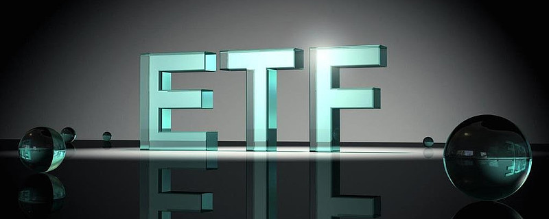 交易美股ETF为什么好？（超详细介绍版来啦） 什么是美股ETF？ETF (Exchange-Traded Fund) 是在交易所上市和买卖的 ...