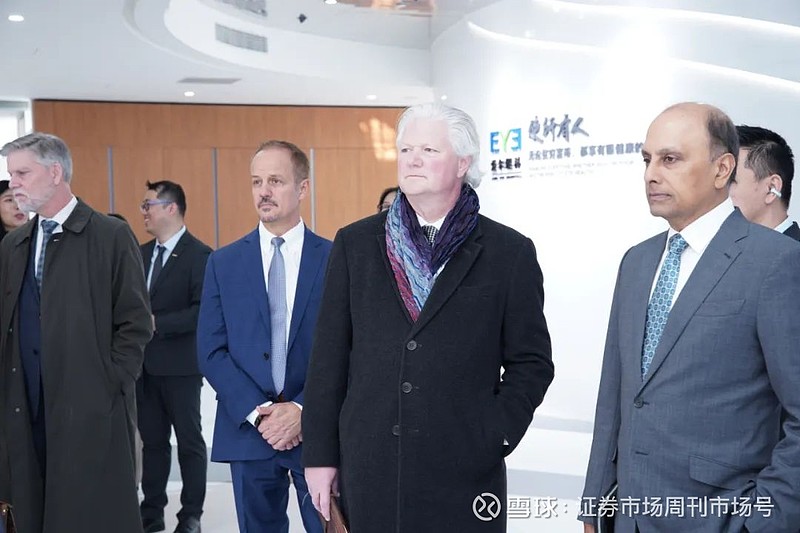 爱尔康全球总裁一行参访爱尔眼科：“双爱”同行，共创“睛”彩视界 1月27日， 爱尔康 全球总裁David Endicott一行来 爱尔眼科 ...