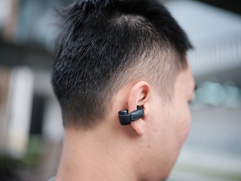 Bose Ultra开放式耳机首发评测：舒适度拔尖，卷音质态度感人 开放式无线耳机（OWS耳机）越来越火了。可能依然有读者不太了解这个品类 ...