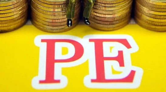 为什么可以用ROE、PE选股？ ROE，净资产回报率，净利润/净资产PE，净利润/市值。（一）ROE和市值的关系A公司股东投入（净资产）100 ...
