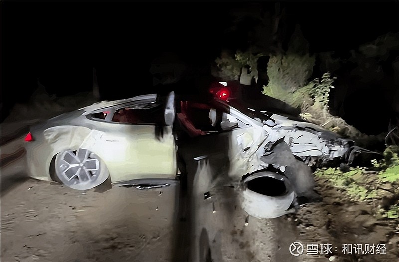 博主曝小米SU7山路行驶时从山崖滚落：全车严重受损接近报废，车内人没一点事！下车还对小米SU7竖起大拇指 快科技5月22日消息，日前，有博主爆料称，一辆 小米 SU7在山路行驶时发生事故，从 ...