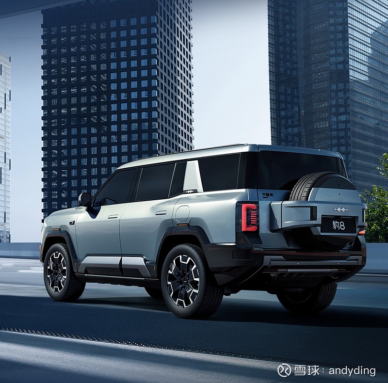 $比亚迪(SZ002594)$ 最近方程豹8无伪装谍照和视频频出，看起来上市也快了；一直说方程豹5和8外形内饰相对腾势N... - 雪球