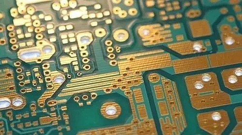 详解6大HDI（高密度互连）上市公司 一，GB200驱动pcb价值量大幅增长PCB-AI服务器PCB性能提升，单机价值量持续增长。由于其优越性能，HDI在AI... - 雪球