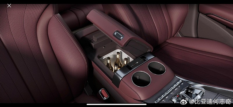 $比亚迪(SZ002594)$ 何志奇说：＂腾势Z9GT发布内饰，大家都觉得非常豪华，但也有人吐糟配备两个冰箱，没有必要... - 雪球