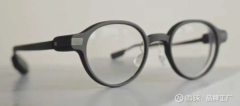 大厂高管们奔赴AI硬件 近日，前坚果投影CPO王骁逸的创业项目Even Realities，官宣了首款产品G1。这是一款时尚智能眼镜，可以语音 ...