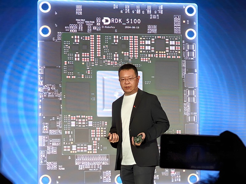 549元！地瓜RDK X5 开发板发布，机器人加速拥抱大模型 作为中国乃至全世界的AI硬件中心，深圳对 机器人产业 的影响力是毋庸置疑的。因此，地瓜机器人选择在深圳继续举办「开发者日... - 雪球