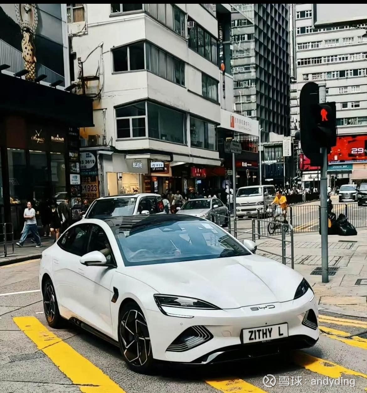 $比亚迪(SZ002594)$ 继海豹ev之后，又一款车宋Plus说挂外国车牌就是显得相对漂亮，问题是国内绿牌也是 比亚... - 雪球