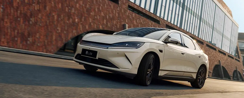 比亚迪秦L EV向小鹏M03发起冲击 小鹏 MONA M03 A级车纯电轿车销量霸主的位置还坐得稳吗？$比亚迪(SZ002594)$ 3月23日， 比亚迪 秦... - 雪球