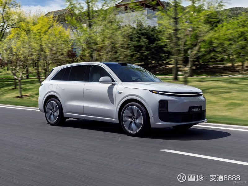 小米YU7的竞品分析（预测） 一、核心竞品对比分析$小米集团-W(01810)$#小米集团#YU7 与保时捷对比图问界M7特斯拉 model Y智界R... - 雪球