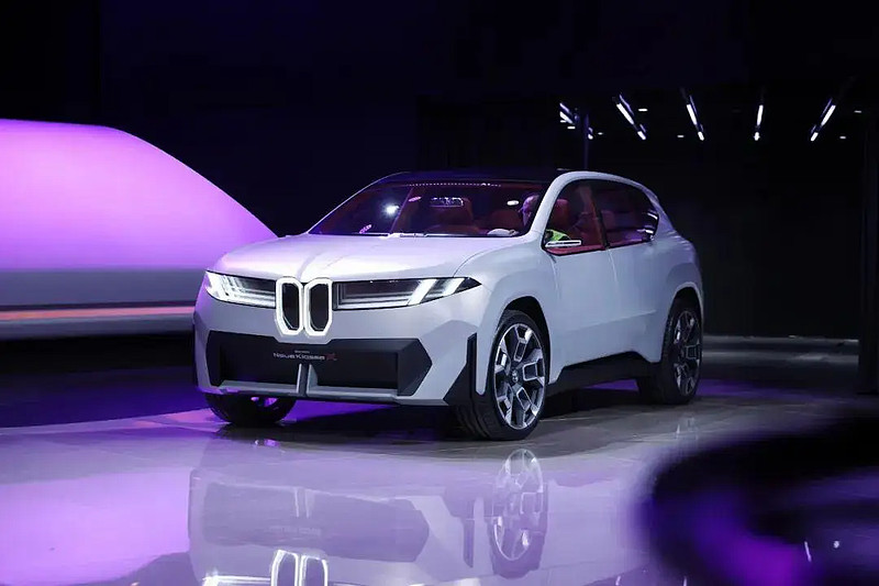 抬头显示产品PHUD 前不久，宝马公众号发布消息表示：搭载视平线全景显示，也就是PHUD（Panoramic Head Up Display ...