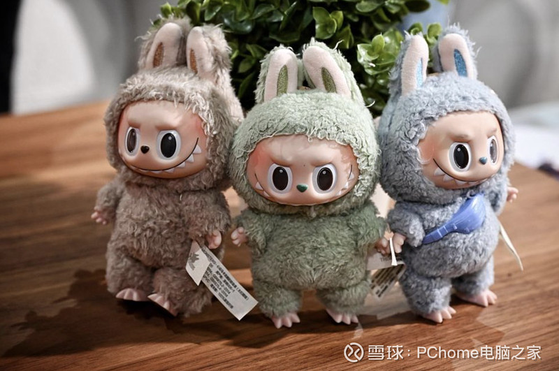 Labubu 3.0首次开启线上预售，黄牛回收价腰斩至百元 2025年6月18日晚， 泡泡玛特 旗下顶流IP Labubu第三代产品“前方高能 ...