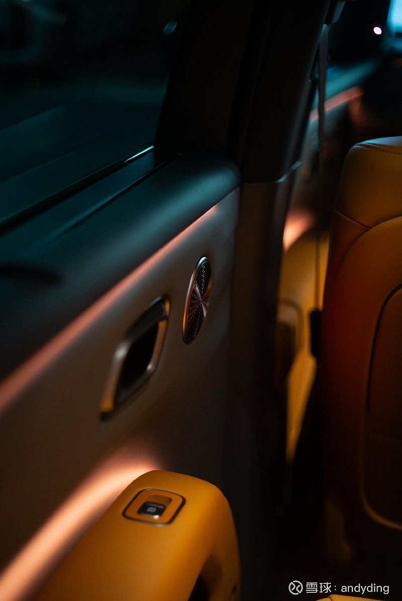 $比亚迪(SZ002594)$ $理想汽车(LI)$ 小米 的外观， 理想汽车 的座舱内饰都成了核心竞争力，除了简约质感... - 雪球