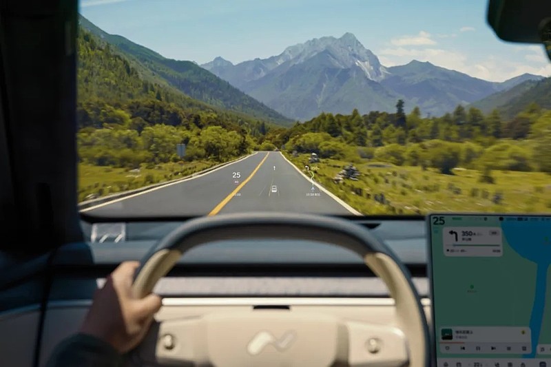 蔚来真正变革，从乐道L90开始 乐道L90的预售，让我们看到李斌的另一面。在长达3个小时的马拉松式发布会上，几乎没有提及“豪华、尊贵、对标 ...