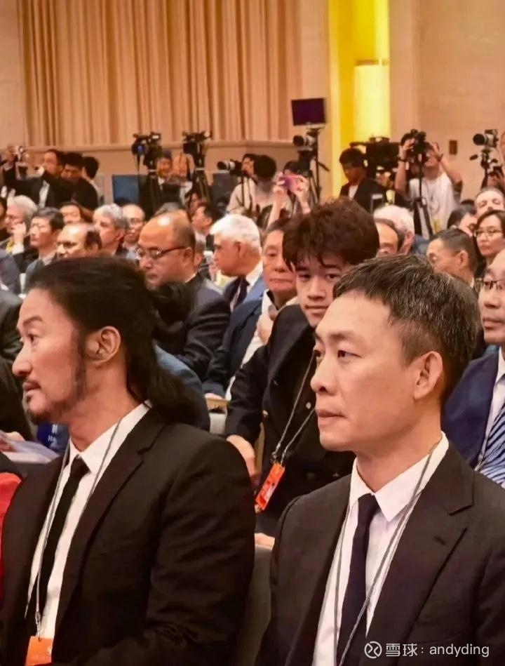 $比亚迪(SZ002594)$ 仰望U7形象代言人即将揭晓，看背影和视频预热，确定就是潘展乐了，之前也看到潘开仰望U8越... - 雪球