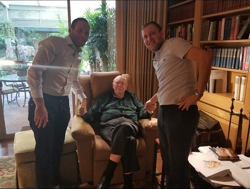 The Untold Story of Charlie Munger’s Final Years 原文翻译版：“直到去世那天，他的大脑仍在高速 ...